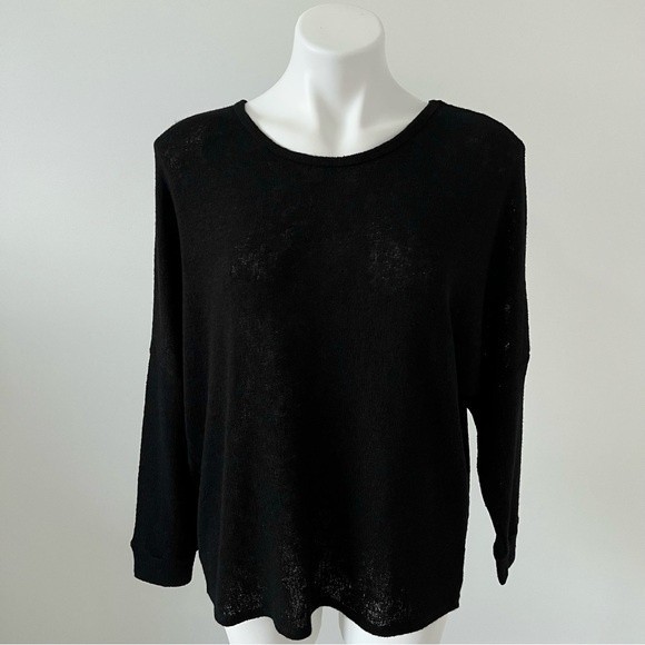 Lulus | Sweaters | Lulus Black Flyaway Back Knit Lightweight Sweater ...